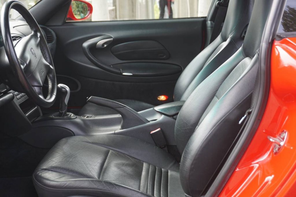 996 Porsche 911 Carrera 1999 Porsche 911 Carrera 2